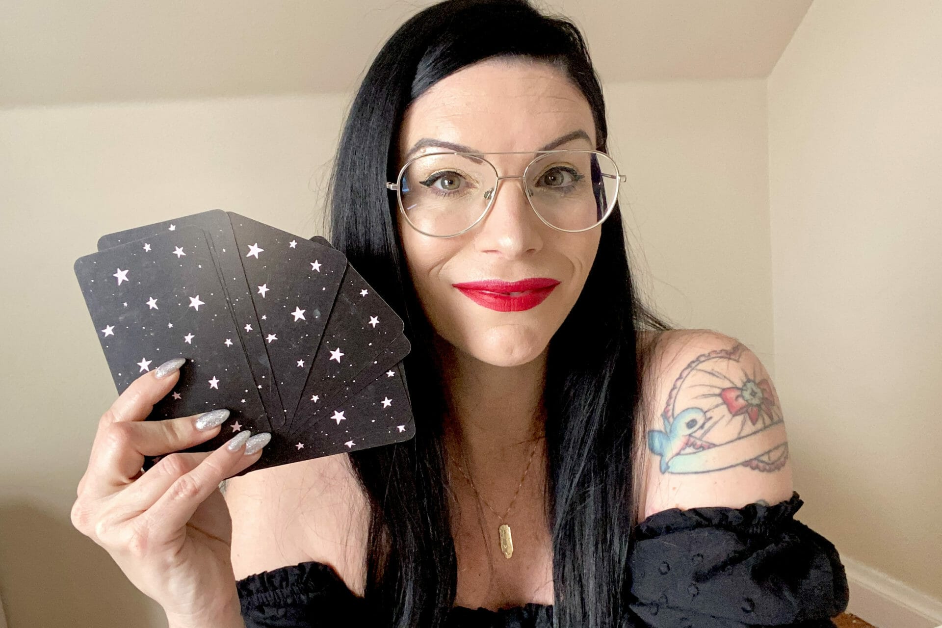 221: How Tarot Can Change Your Life with Stefanie Caponi - Lavendaire